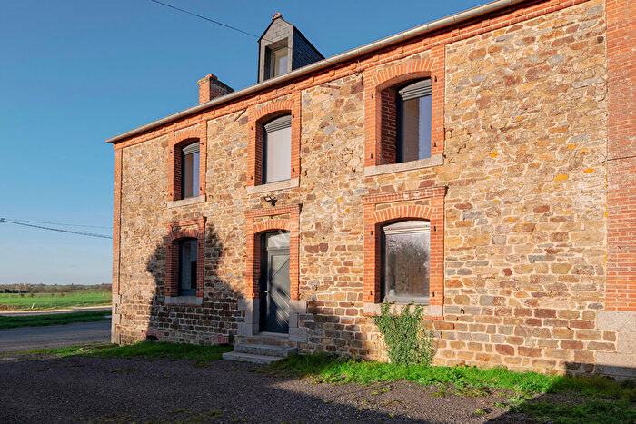 Maison à vendre - Louvigné-de-Bais - 6 pièces - 4 chambres