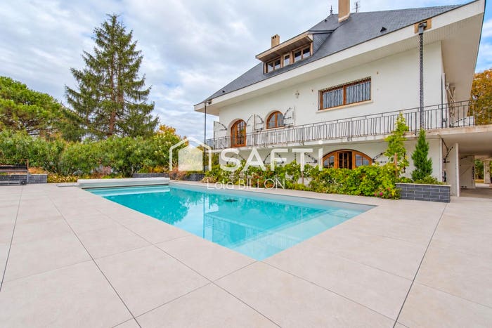 Maison 10 pièces à vendre à Pessac, Le Monteil