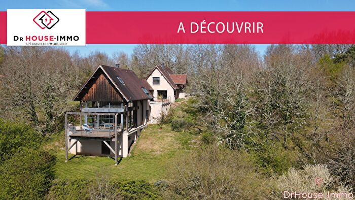 Maison à vendre - Rouffignac-Saint-Cernin-de-Reilhac - 8 pièces - 5 chambres