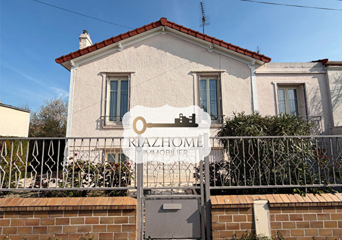 Maison à vendre - Drancy, Village Parisien - 5 pièces - 3 chambres