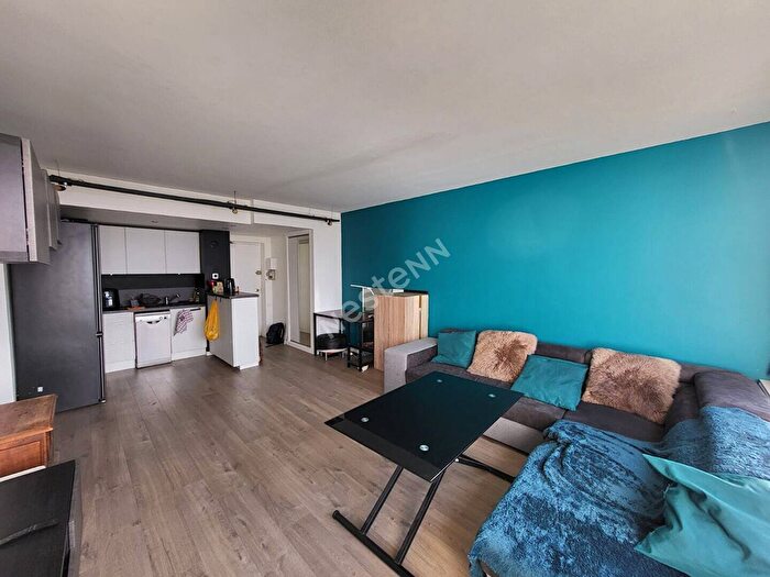 Appartement à louer - La Défense, Puteaux - 2 pièces - 1 chambre