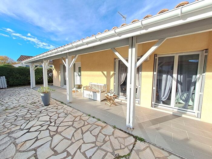 Maison à vendre - Saint-Loubès - 6 pièces - 4 chambres