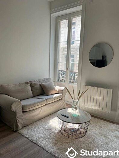 Saint Jacques-Chavanelle, Saint-Étienne : Appartement 2 pièces à louer