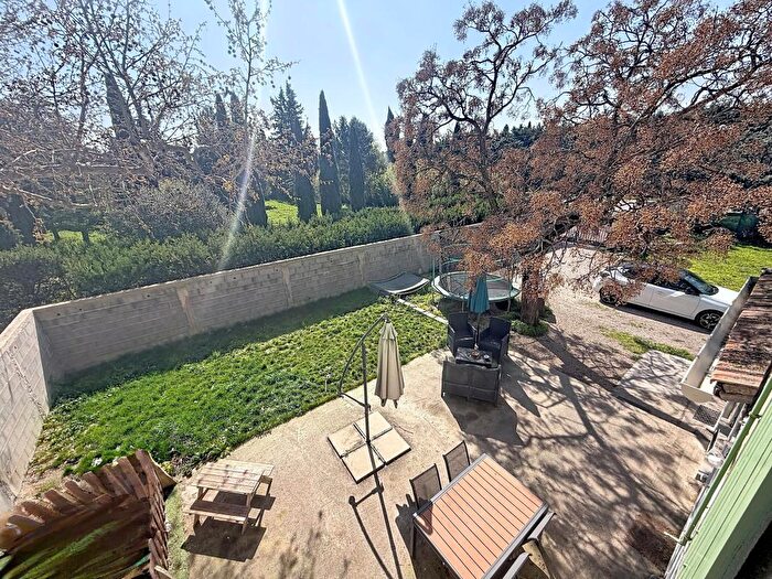 Maison à vendre - Châteaurenard, Barret, Lonnes, La Crau - 5 pièces - 2 chambres