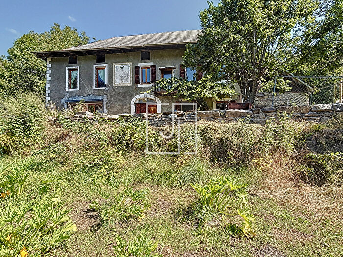 Maison à vendre - Méolans-Revel - 6 pièces - 4 chambres