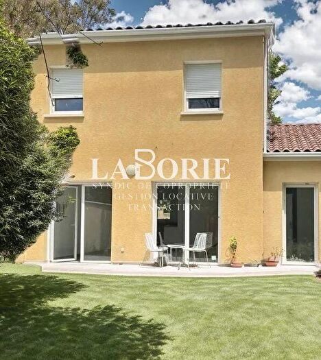 Maison à louer - Ouest, Vedène - 5 pièces - 4 chambres