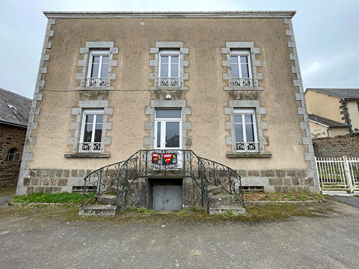 Maison à vendre - Oisseau - 6 pièces - 4 chambres