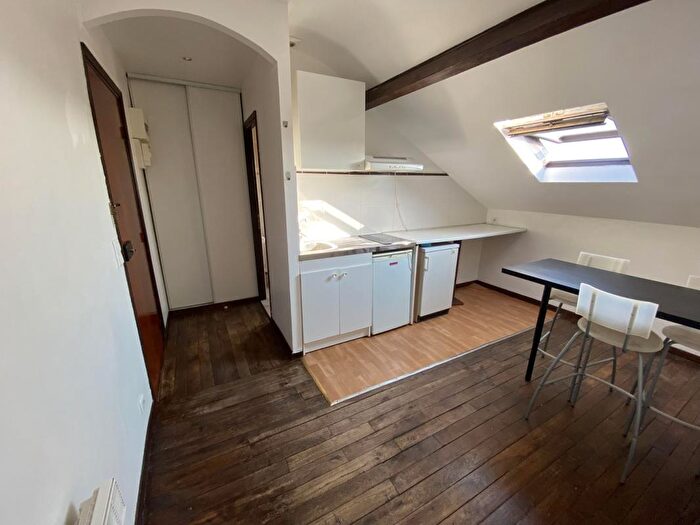 Appartement à vendre - Saint-Maur-des-Fossés, Vieux-Saint-Maur - 2 pièces - 1 chambre