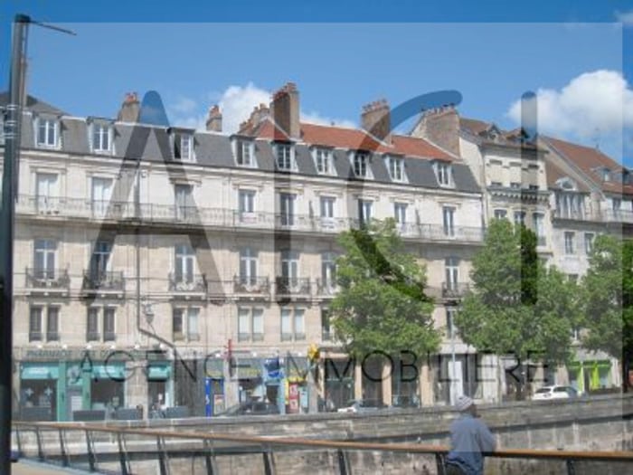 Besançon, Battant : Appartement 6 pièces à louer