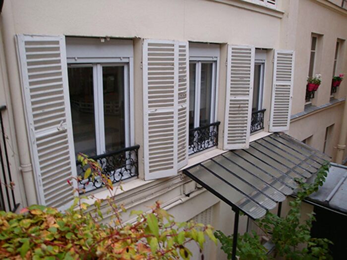 Appartement à louer - Epinettes-Bessières, Paris ème arrondissement - 1 pièce