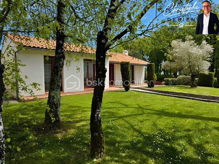 Chavagnes-en-Paillers : Maison 5 pièces à vendre