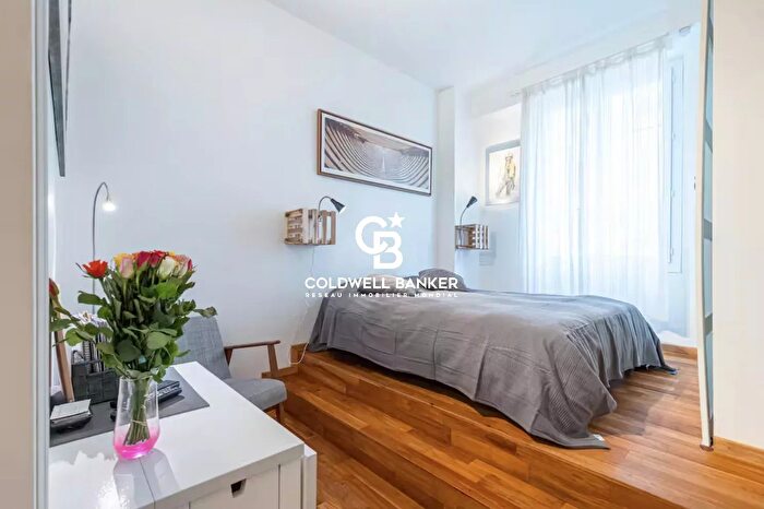 Appartement à vendre - Nice, Le Port - 1 pièce - 1 chambre