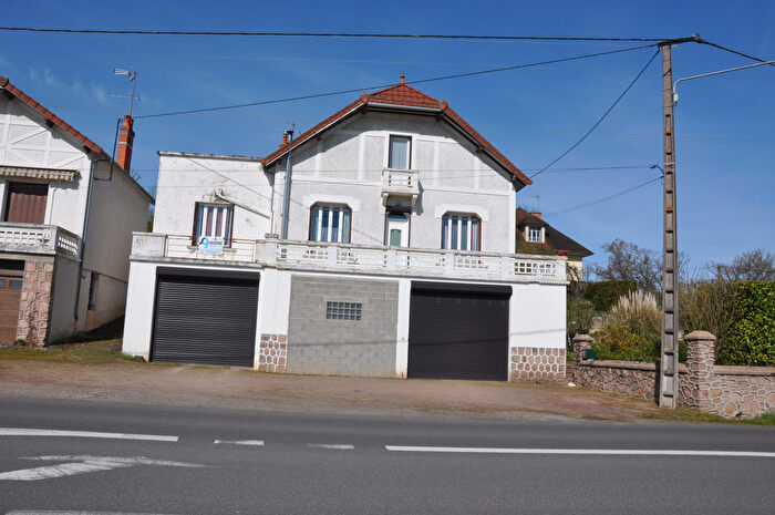 Jaligny-sur-Besbre : Maison 7 pièces à vendre