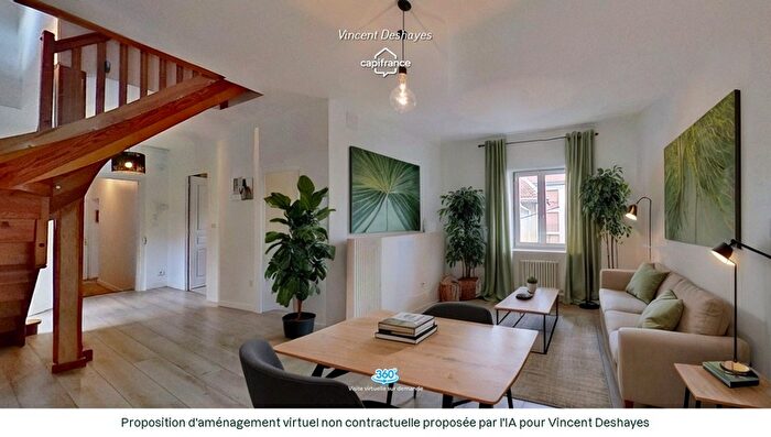 Appartement à vendre - Toul, Centre-ville - 5 pièces - 4 chambres