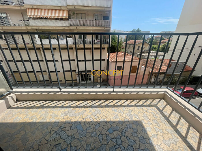 Nice, Arenas : Appartement 4 pièces à vendre