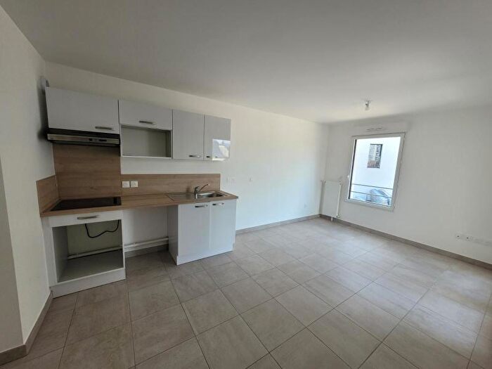Melun, Trois Moulins - Appartement 3 pièces à louer