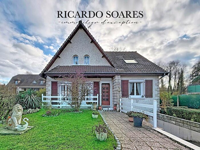 Maison à vendre - Cinqueux - 6 pièces - 5 chambres