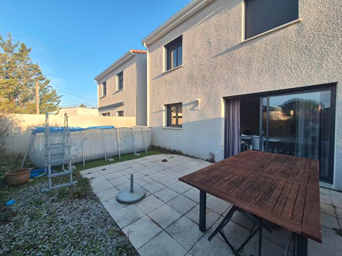 Maison à louer - Saint-Galmier - 4 pièces - 3 chambres