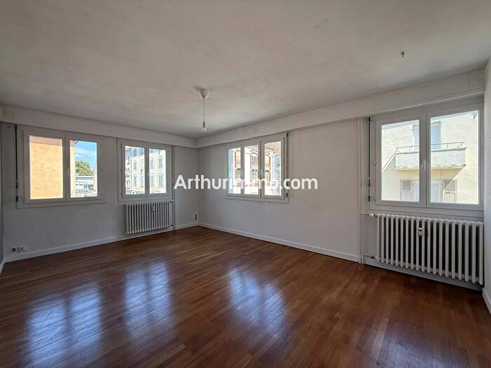 Appartement 5 pièces à vendre à Lons-le-Saunier, Gare, Préfecture, Salines
