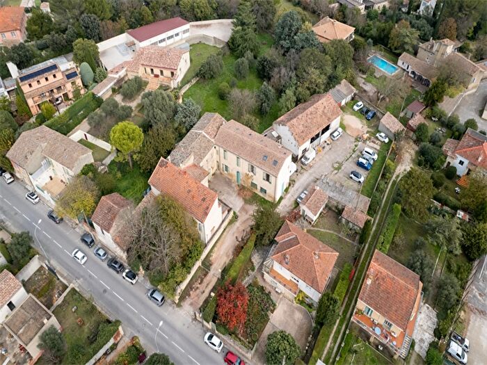 Appartement 2 pièces à vendre à Uzès