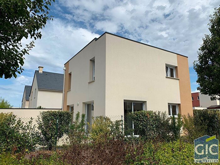 Fleury-sur-Orne : Maison 4 pièces à louer