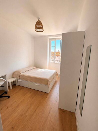 Baille, Marseille 5ème arrondissement : Appartement 4 pièces à louer