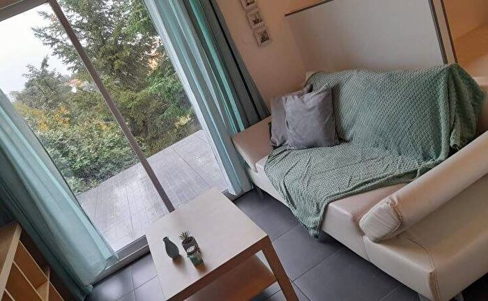 Appartement à louer - Soucieu-en-Jarrest - 1 pièce