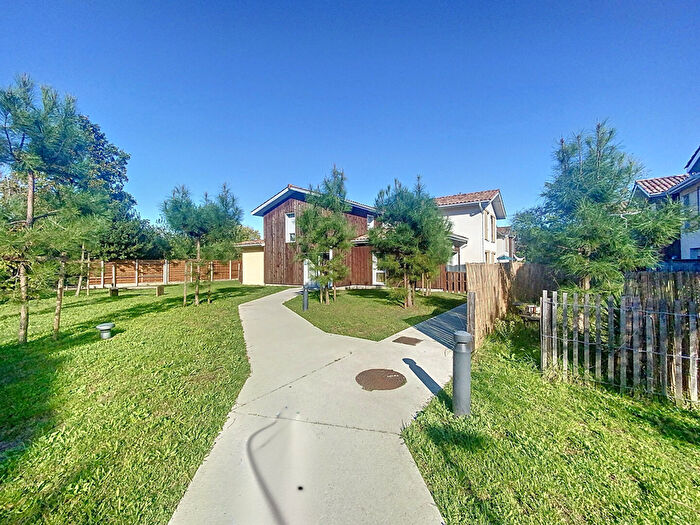 Appartement à vendre - La Teste-de-Buch, Centre-ville - 4 pièces - 3 chambres