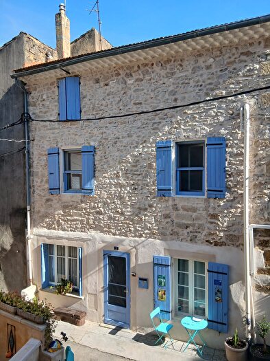 Maison 4 pièces à vendre à Roquemaure