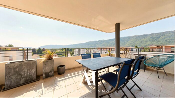 Appartement 4 pièces à Saint-Genis-Pouilly, à vendre