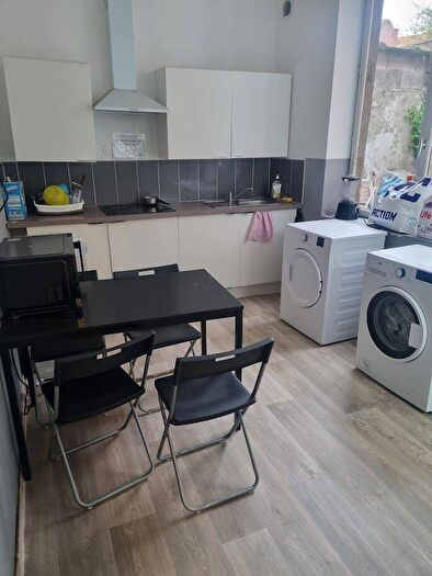Appartement 7 pièces à louer à Anseele-Centre-Nations Unies-Crouy-Esperence, Roubaix