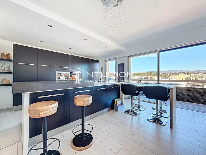 Appartement à vendre - Le Cannet, Bas Cannet - 4 pièces - 2 chambres