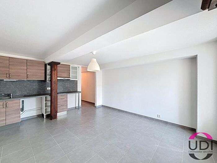 Appartement à vendre - Boutigny-sur-Essonne - 2 pièces - 1 chambre