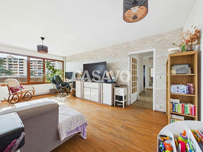 Rillieux-la-Pape, Ville nouvelle Sud - Appartement 4 pièces à vendre