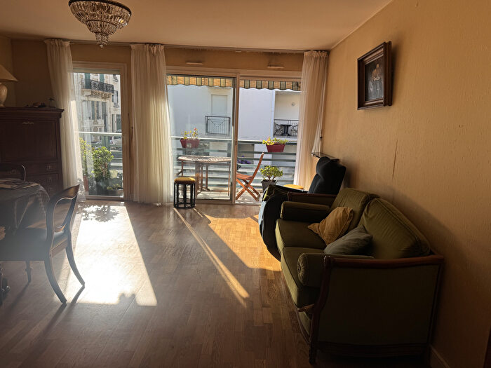 Biarritz, Centre-ville Est : Appartement 3 pièces à vendre