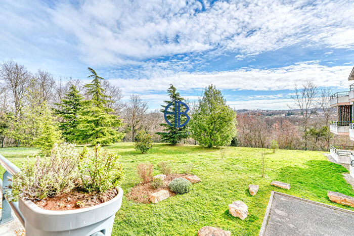 Appartement à vendre - Villefontaine, Centre-ville, Saint-Bonnet - 4 pièces - 3 chambres