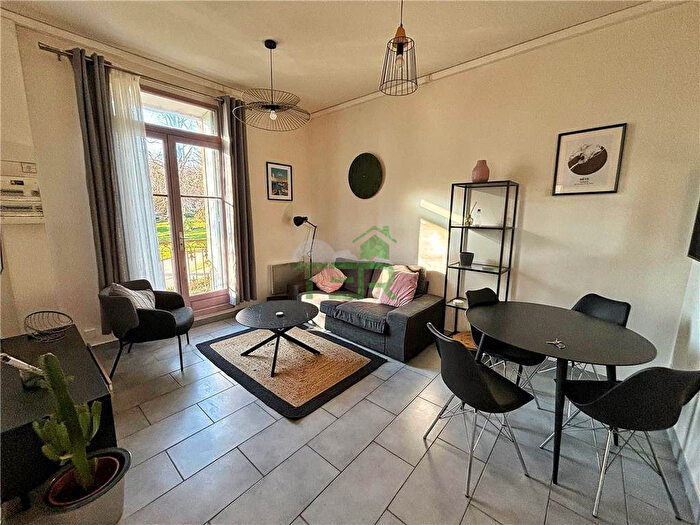 Appartement à louer - Sète, Centre-ville - 2 pièces - 1 chambre