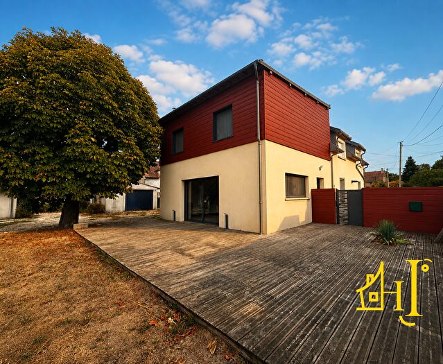Santranges : Maison 7 pièces à vendre