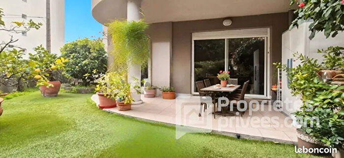 Appartement à vendre - Cagnes-sur-Mer, Les Bréguières - 3 pièces - 2 chambres