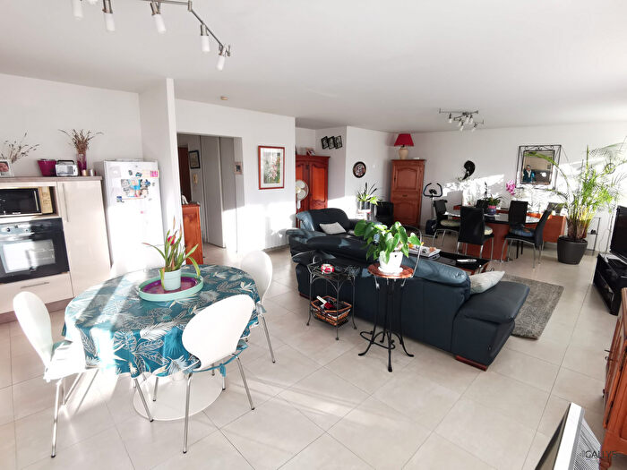 Appartement à vendre - Royan, Centre-ville - 3 pièces - 2 chambres