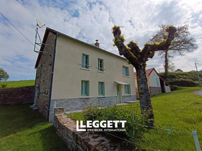 Maison à vendre - Auzances - 6 pièces - 4 chambres