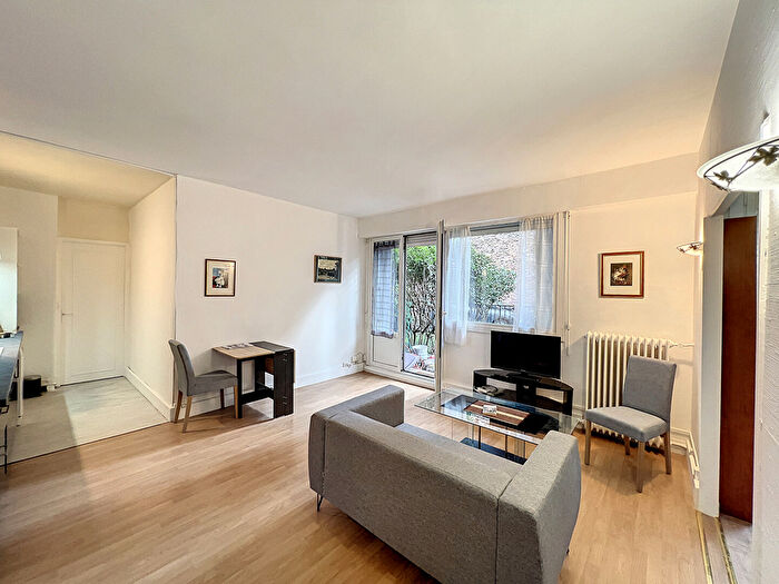 Appartement à louer - Asnières-sur-Seine, Bécon, Bourguignons - 2 pièces - 1 chambre