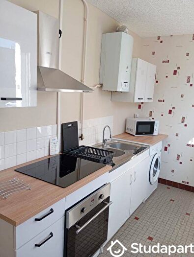 Appartement à louer - Aurence-Corgnac-Cité Universitaire, Limoges - 1 pièce - 2 chambres