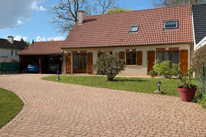 Maison à vendre - Boigny-sur-Bionne - 6 pièces - 4 chambres