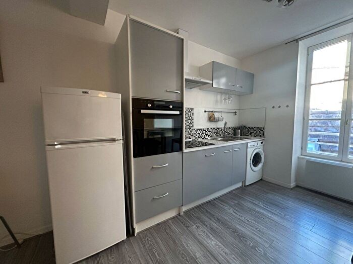 Appartement à louer - Docteur Lavalle, Dijon - 3 pièces - 2 chambres