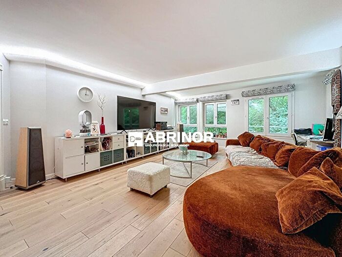 Appartement 4 pièces à vendre - Lille, Saint-Maurice, Pellevoisin