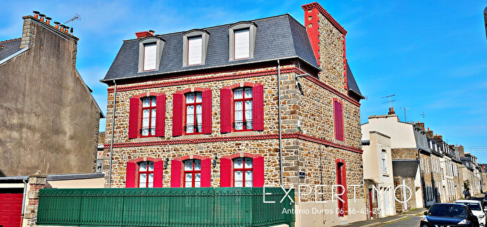 Maison 10 pièces à vendre à Saint-Brieuc, Centre-ville, Saint-Michel, Le Légué, Notre-Dame