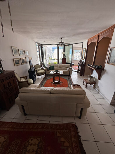 Appartement à vendre - Saint-Denis, Centre-ville - 3 pièces - 2 chambres