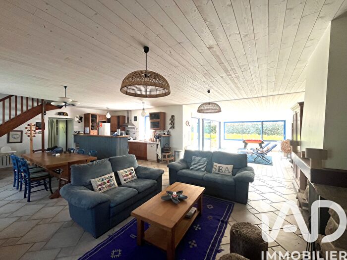 Maison à vendre - Plonévez-Porzay - 9 pièces - 6 chambres