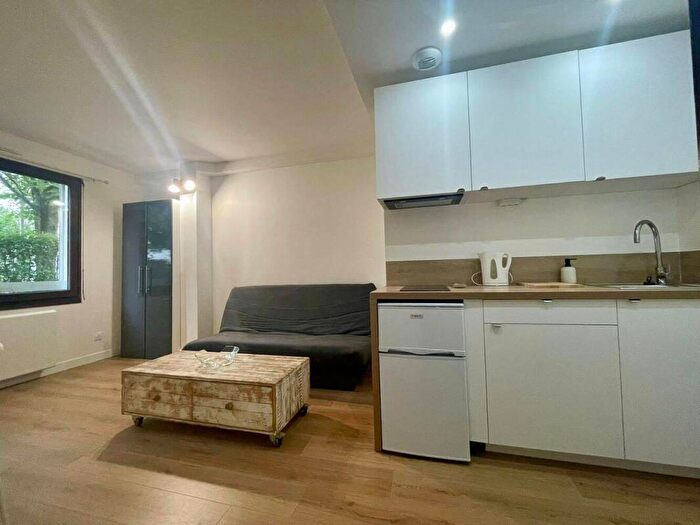 Appartement 1 pièce à louer à Le Centre, Maisons-Alfort